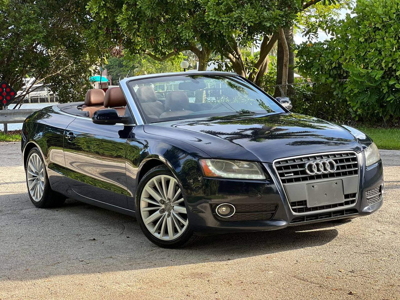 VAVOCARS | Car rental in Miami